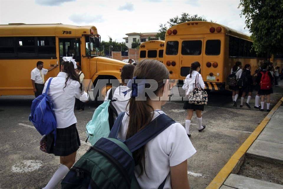 Plantean transporte escolar obligatorio